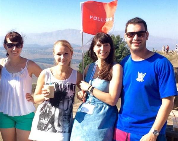 custom tour guide flag |tour guide with flag |tour leader flag|tour ...